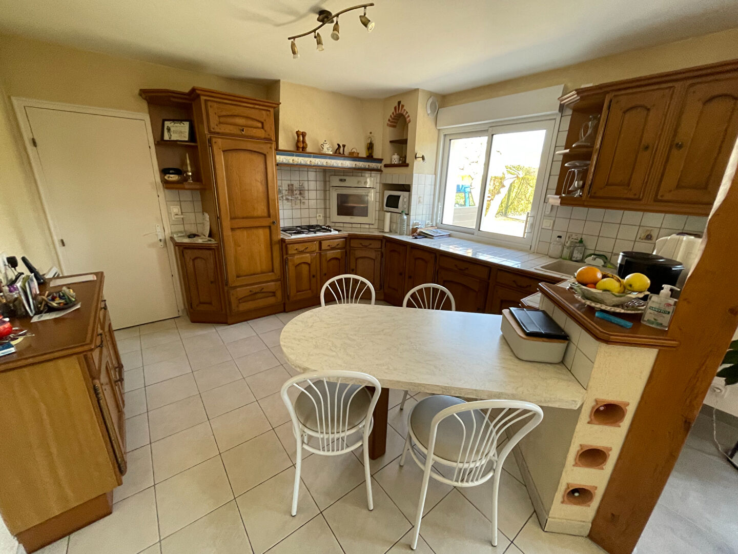 Au coeur de Thouarce, maison de 130m2 au sol avec vie de plain-pied sur ...
