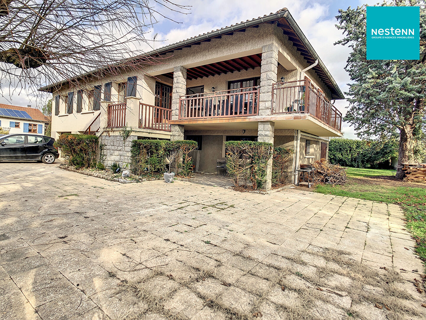 Maison Montrond-les-bains 7 pieces 182 m2