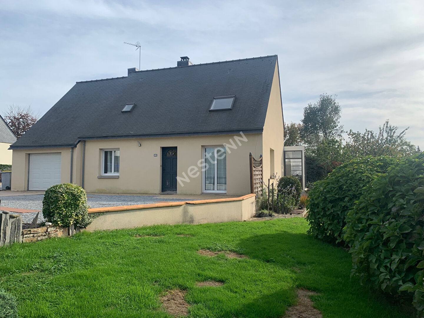 Maison de 7 pieces a Concoret (56430)