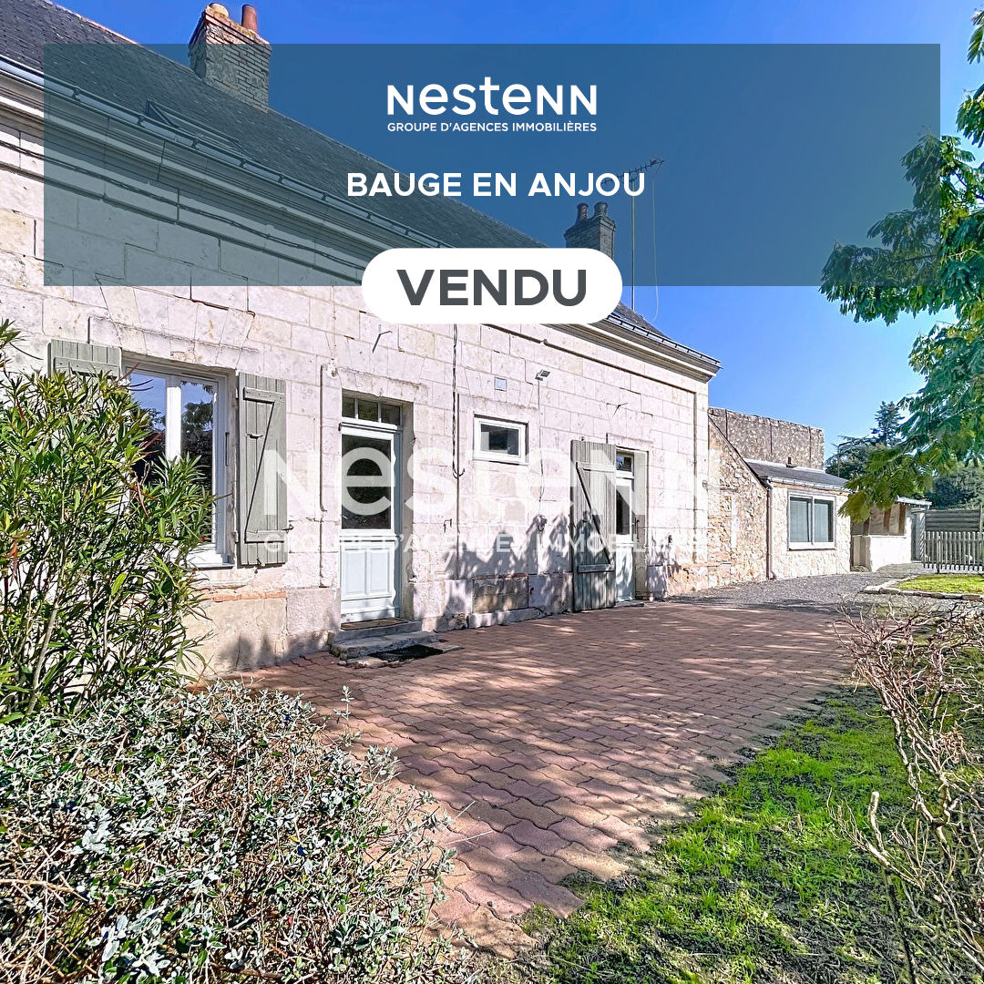 Le charme de l'ancien à deux pas du centre ville de Baugé