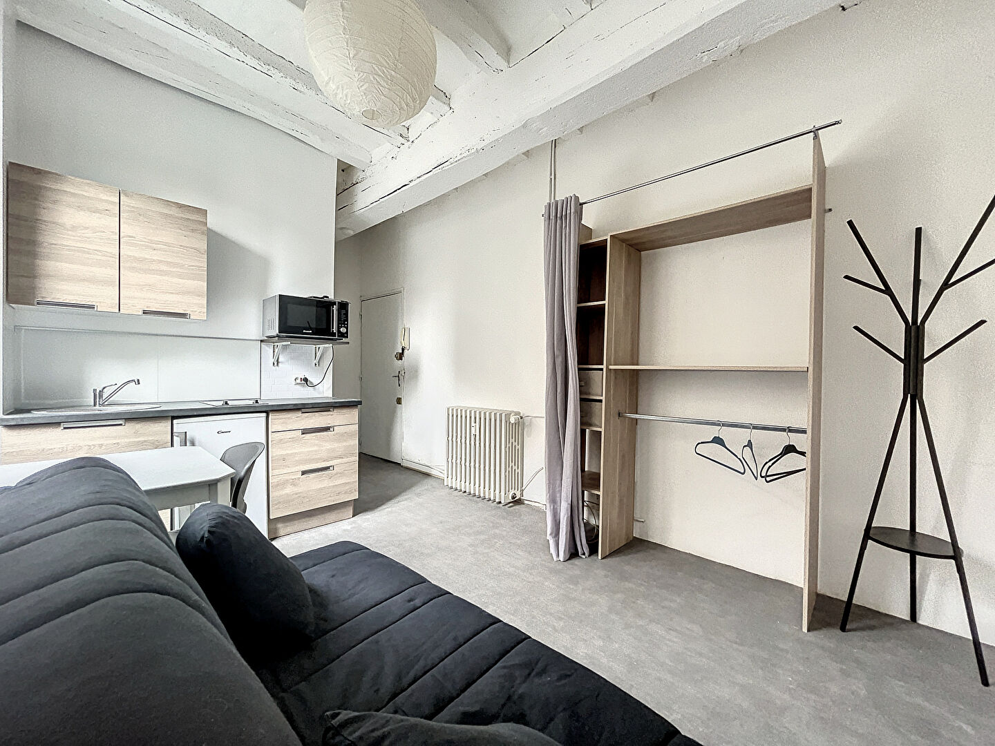 Studio Angers hyper centre libre a la vente