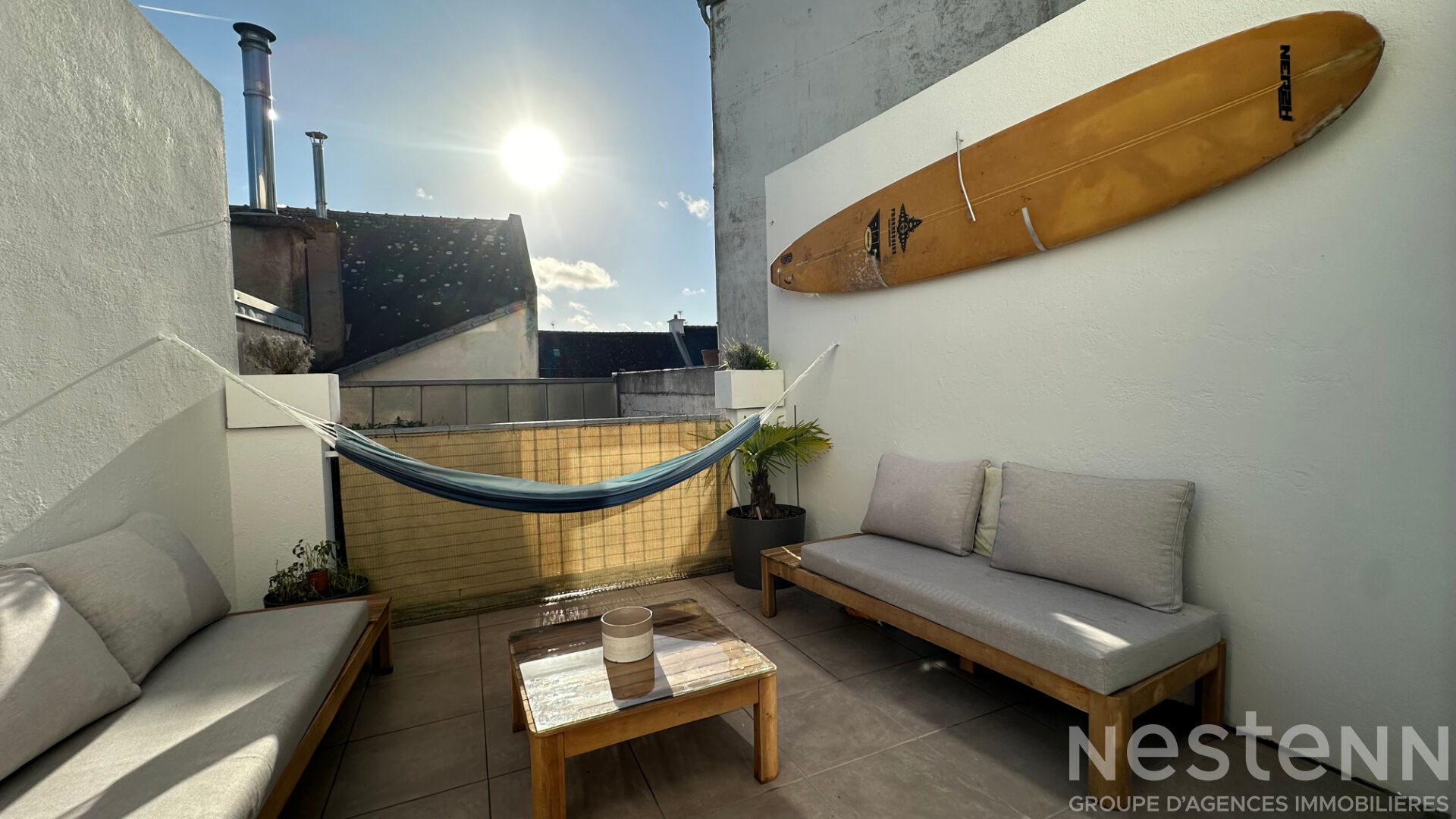 QUIBERON - Centre-ville - Maison d'habitation et local commercial