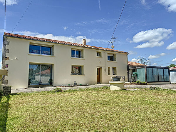 Vente maison garage Le gue de velluire (85770) : 12 annonces Nestenn ...