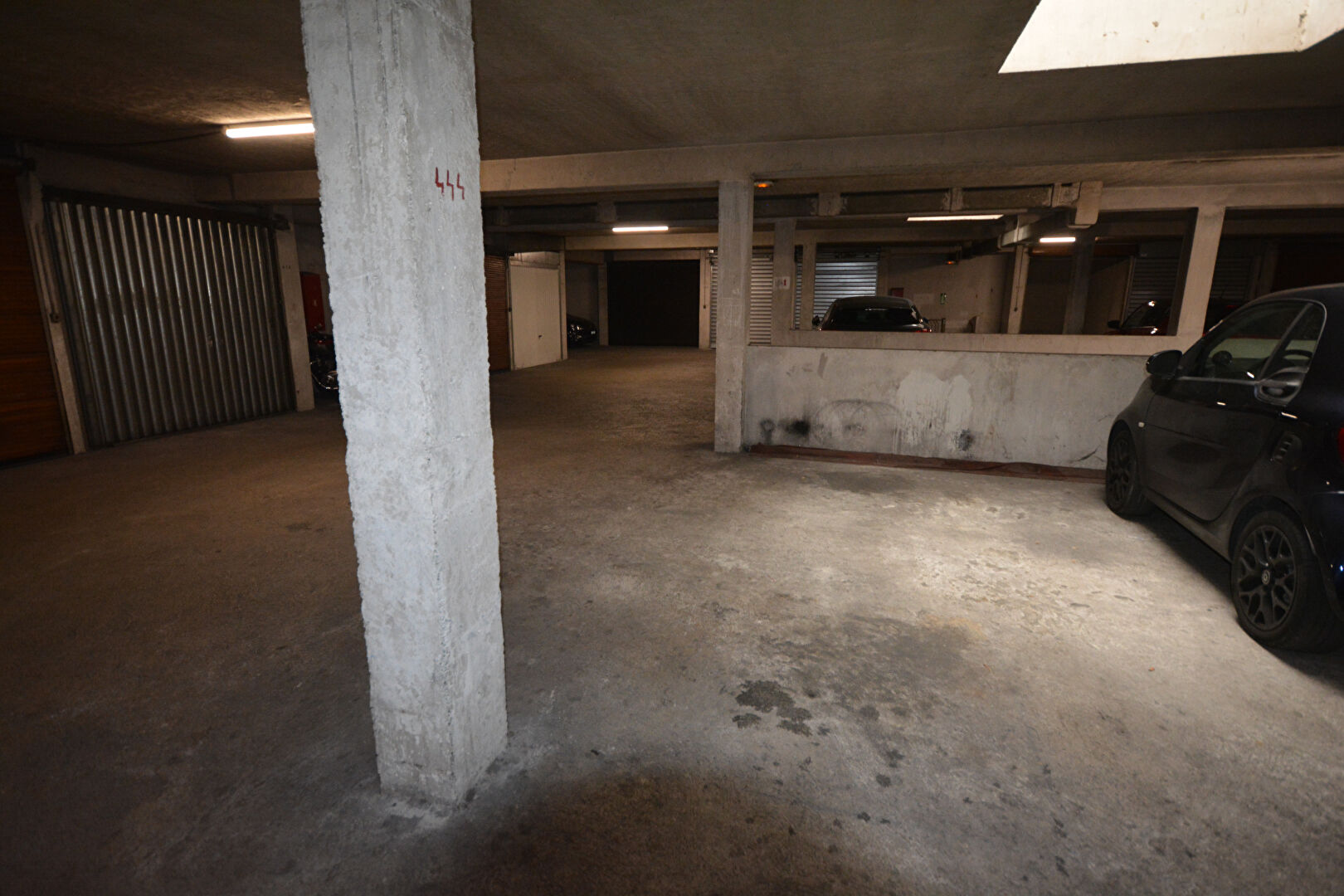 Parking en sous sol dans le quartier de Riquier