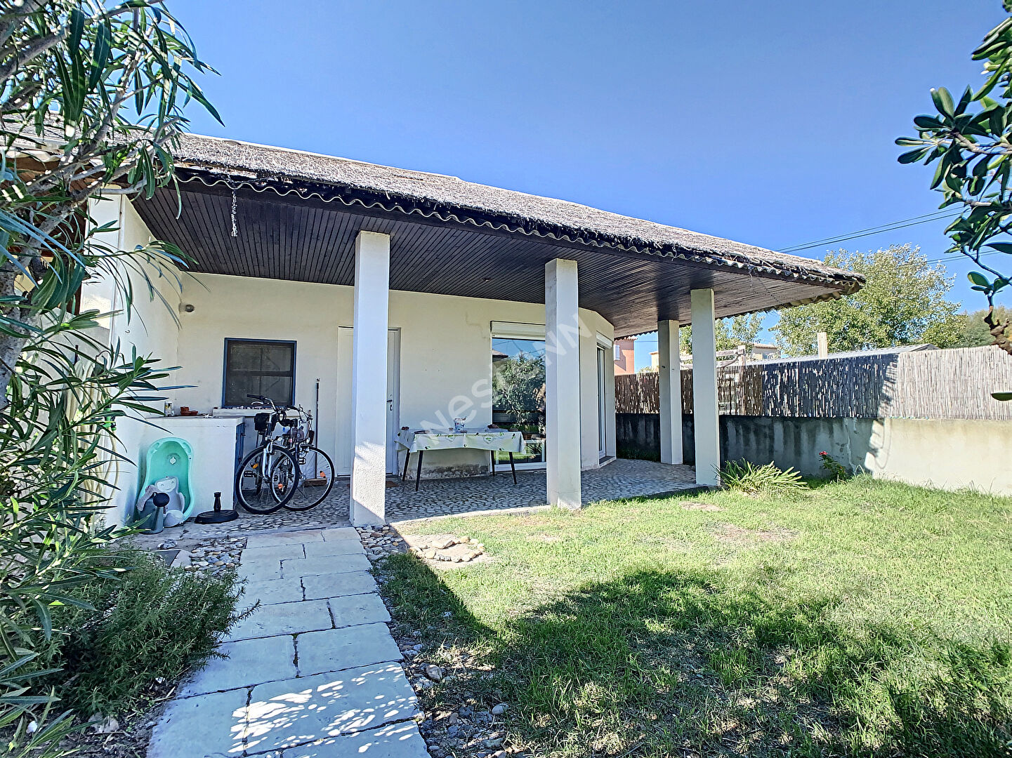 FRONTIGNAN PLAGE MAISON PLAIN PIED AVEC JARDIN ET PARKING A VENDRE