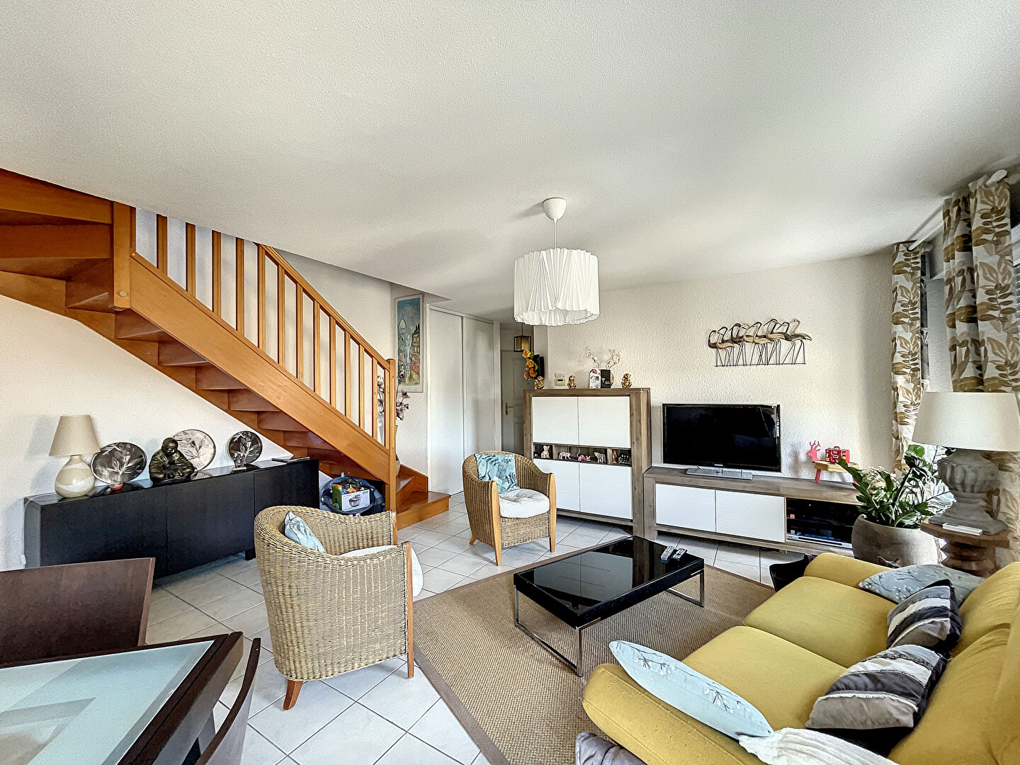 Appartement lumineux 4 pieces 91,86 m2 au centre ville de Meximieux