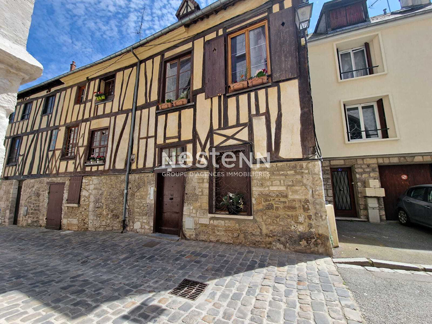 APPARTEMENT 2 PIECES EN PLEIN COEUR DU CENTRE VILLE - IDEAL POUR ...