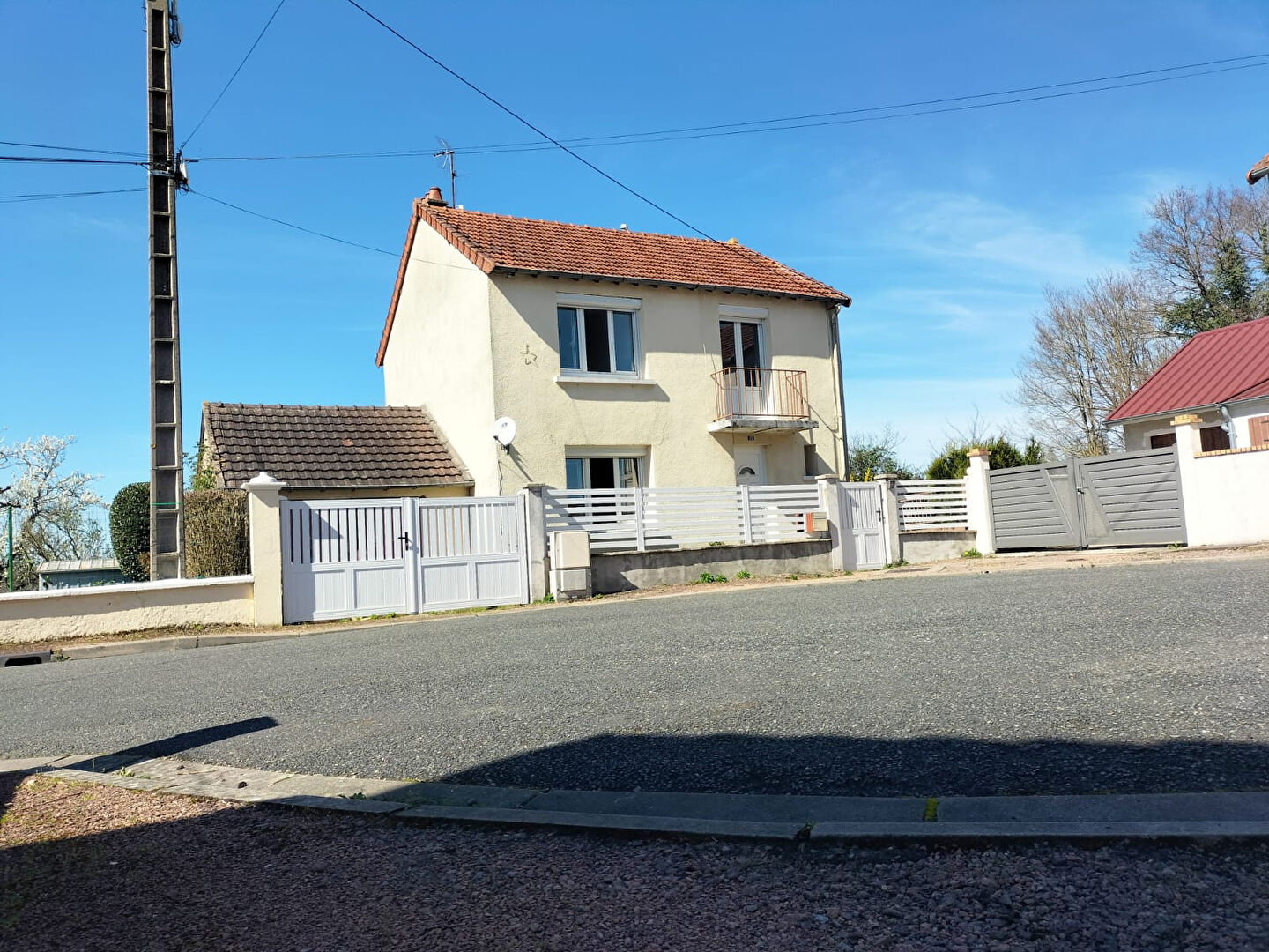 Maison Imphy 5 pieces proche ecoles, commerces a 15 min de Nevers.