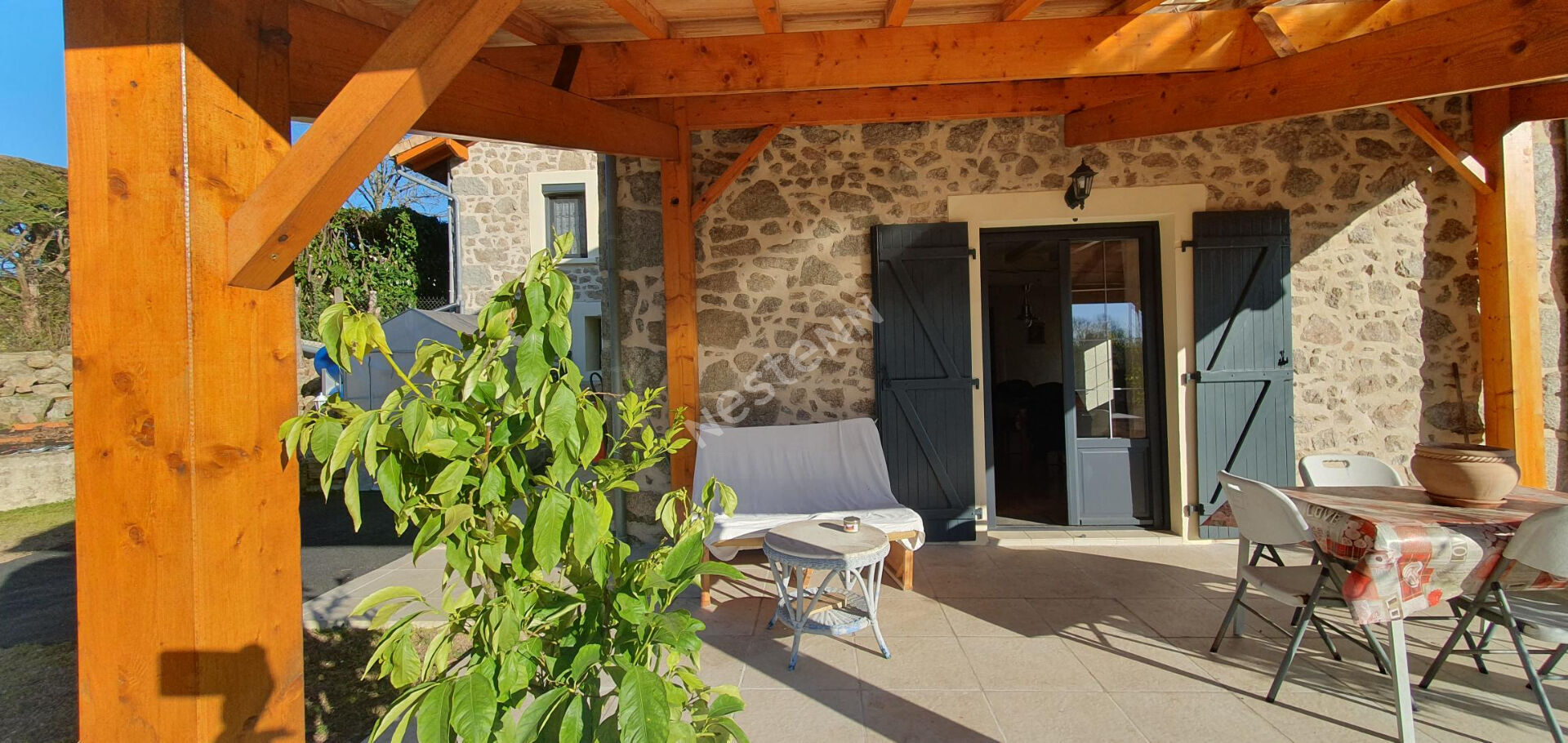 Maison en pierres Abjat sur Bandiat