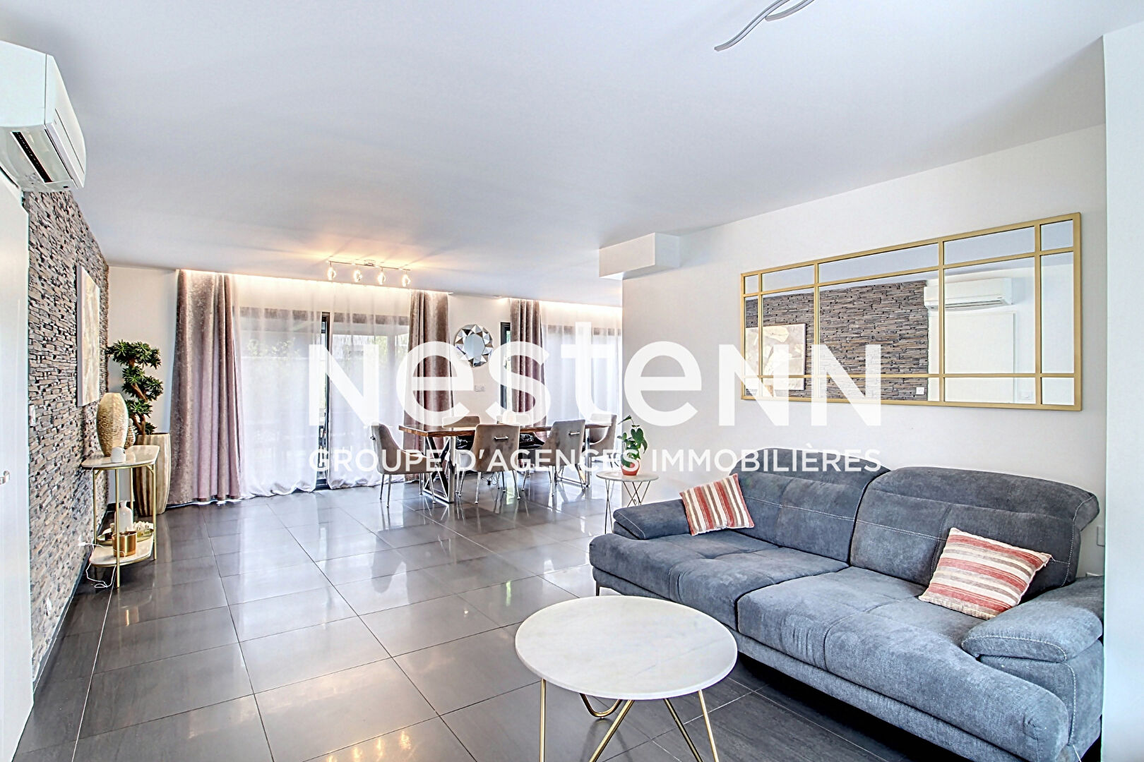 Grande Maison Ultra moderne Moderne de 2014 T6 avec 3 chambres Garage ...