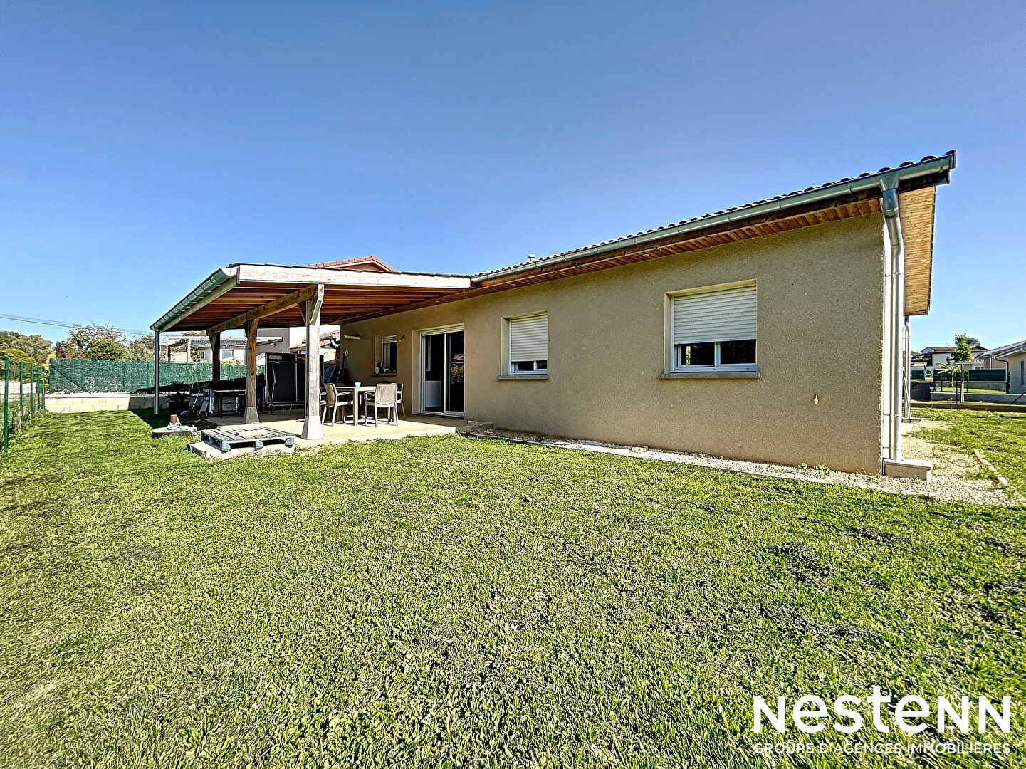 Villa de Plain Pied 4 Chs + Garage - 01290 CORMORANCHE SUR SAONE