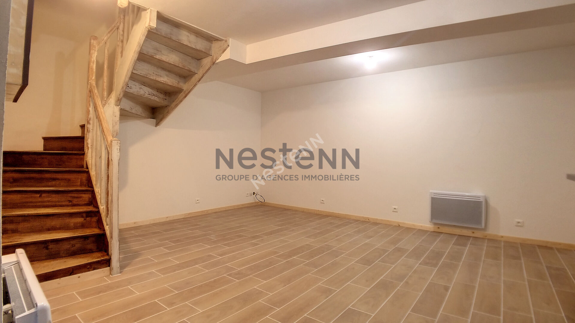 Magnifique maison de ville T3 renovee au Coeur du Centre Ville sans jardin