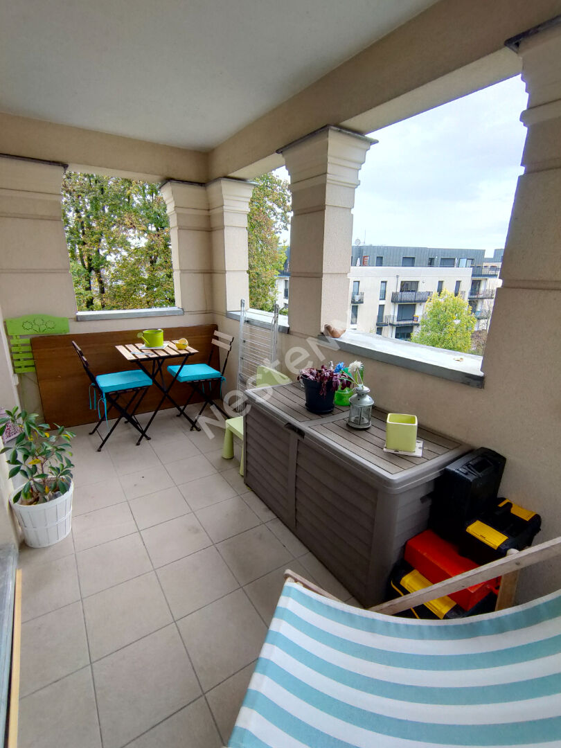 REIMS - Residence EFFERVE'SENS - Type IV Terrasse loggia avec 2 places ...
