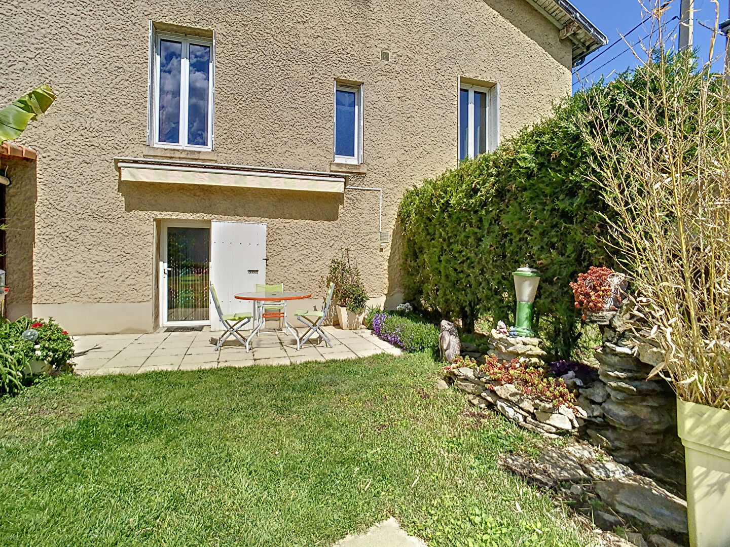 CHATEAUVERT maison annees 30 de 137 m2 4 chambres piscine sur parcelle ...