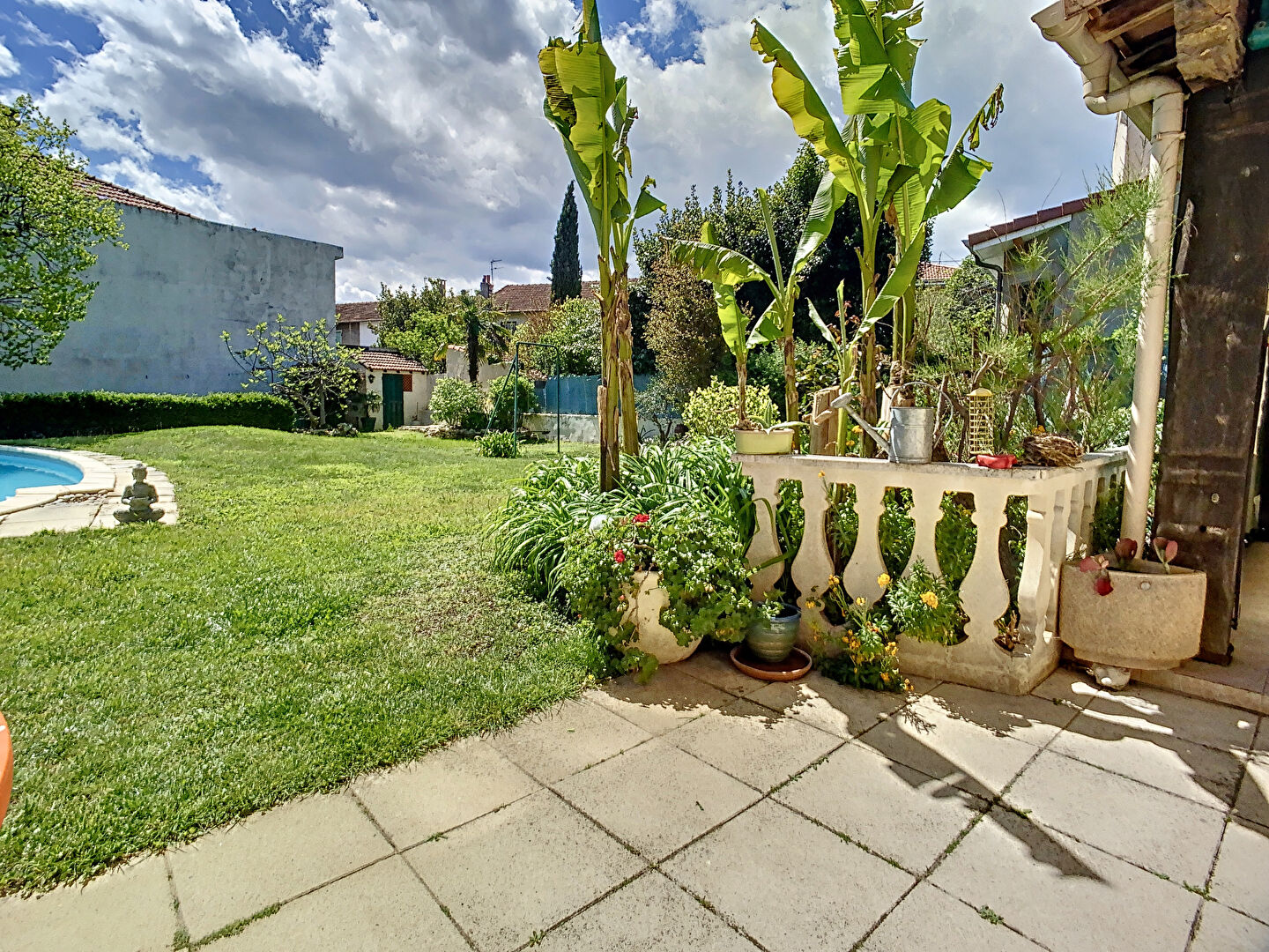 CHATEAUVERT maison annees 30 de 137 m2 4 chambres piscine sur parcelle ...