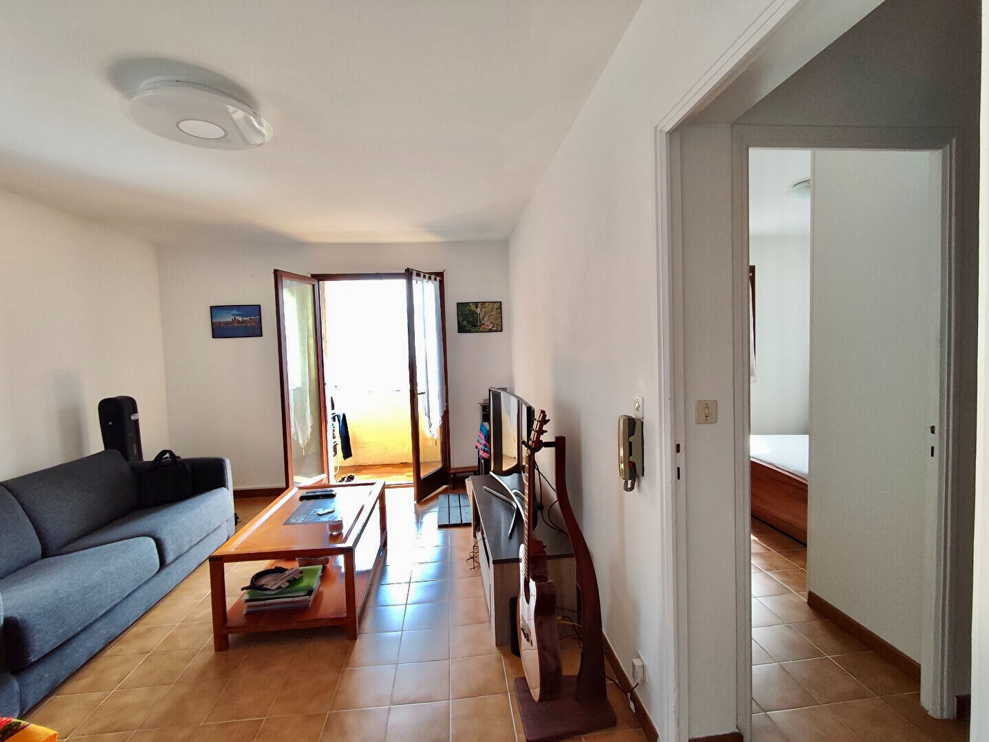 APPARTEMENT LUMINEUX AVEC VUE MER