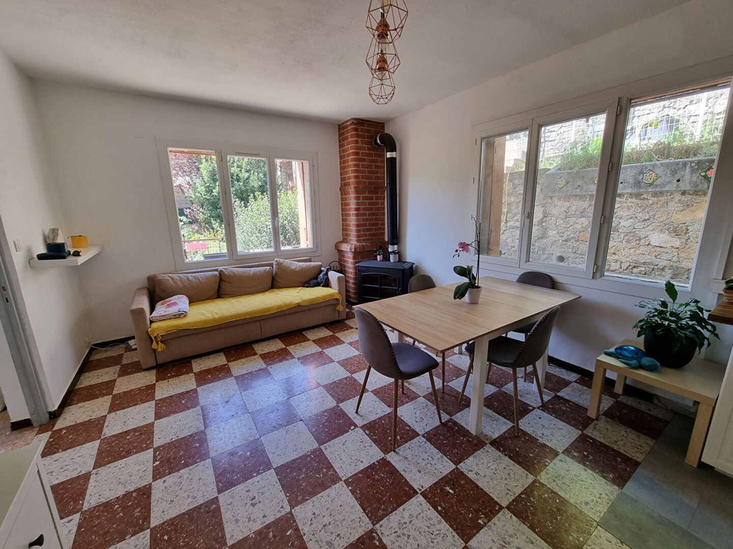 Maison de type T4 + T2 en rez de jardin - Maison a double habitation