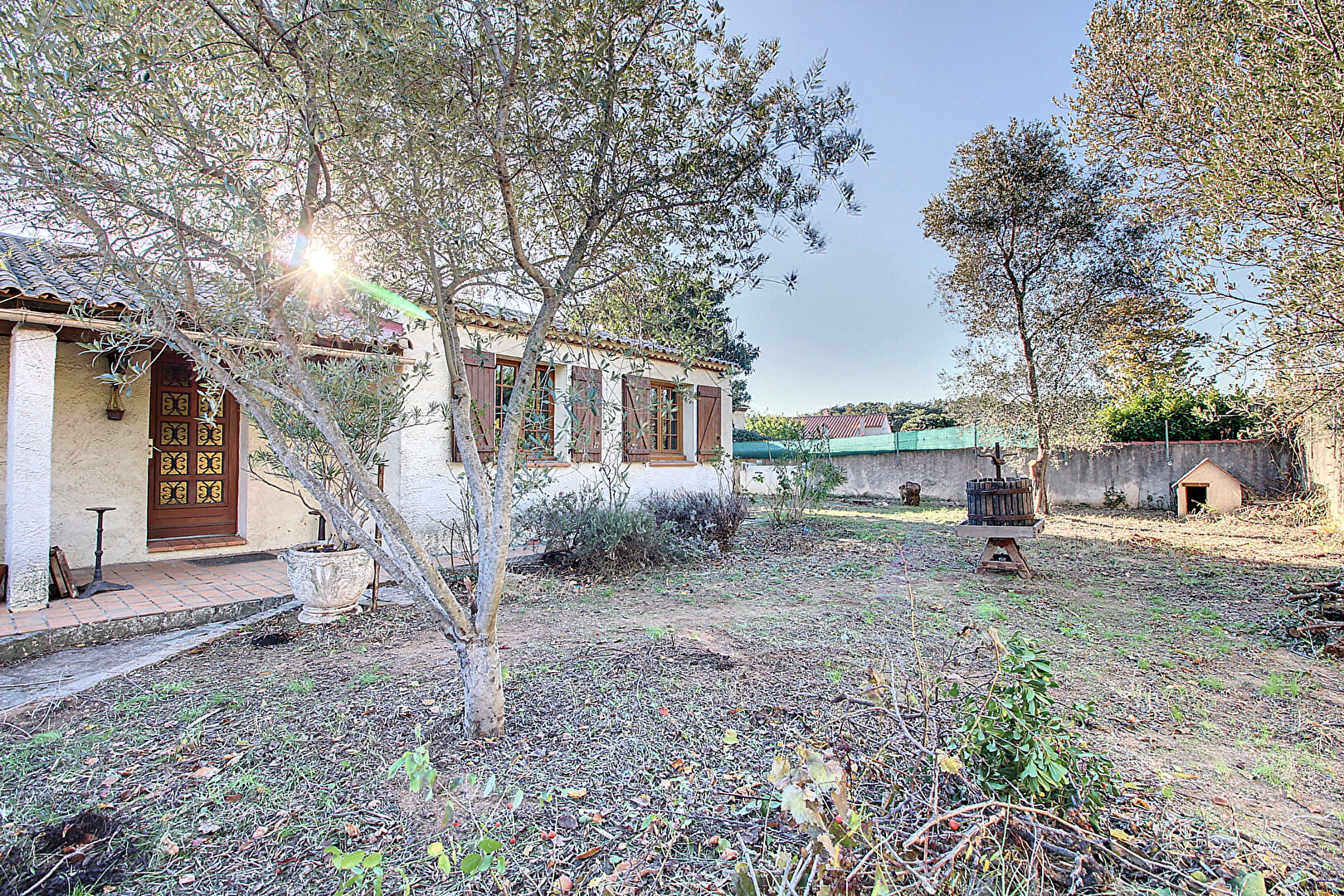 Maison Vitrolles 4 pieces 93 m2 avec jardin et garage