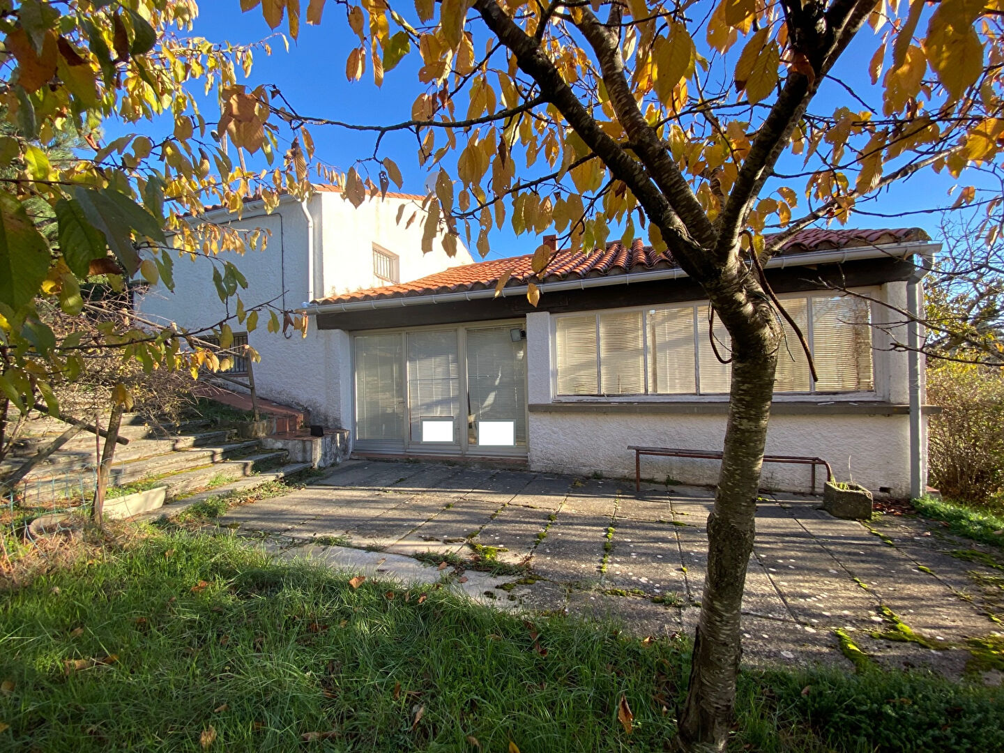 FOURNES CABARDES 11600 - ANCIENNE BERGERIE AMENAGEE SUR 8000 M2